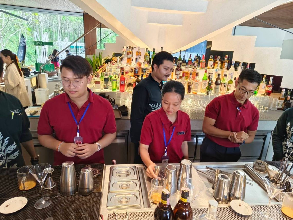 วันอังคารที่ 17 กันยายน 2567 นักศึกษาโครงการ ASEAN ROK TVEC Mobility ...